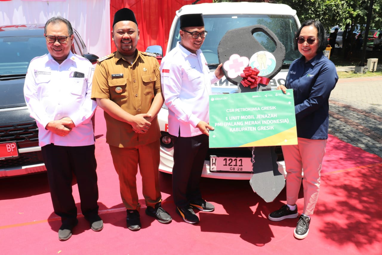 Pemkab, Smelting dan PG Sumbang Mobil ke PMI Gresik – Beritautama.co