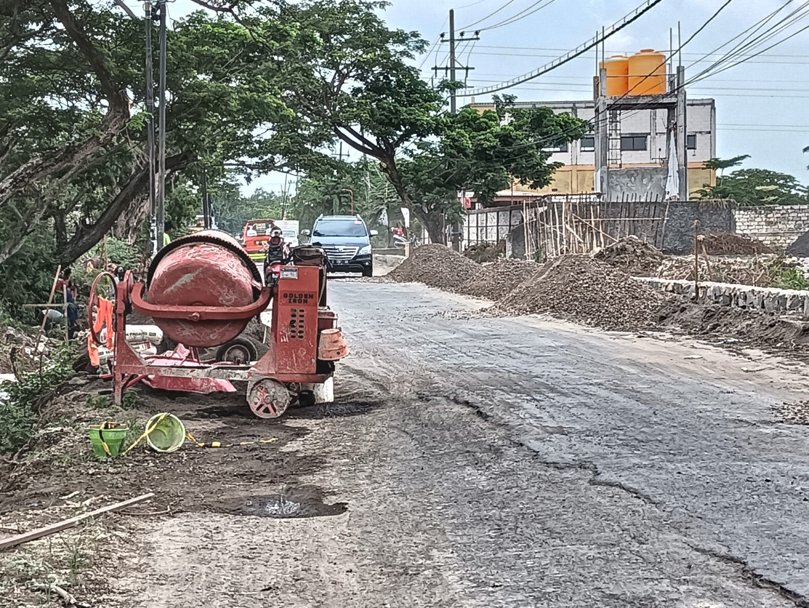 Kontraktor Bukan dari Gresik, Dewan Optimis Proyek Pelebaran Jalan Duduksampeyan – Metatu Bisa ...